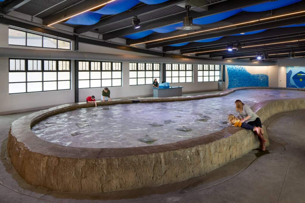 Henry Doorly Zoo & Aquarium - JE Dunn Construction