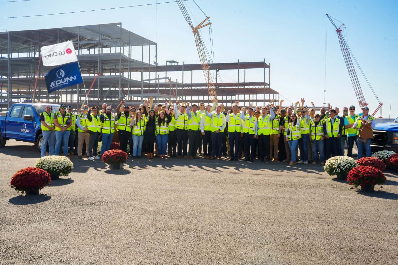 LG Chem Cathode Manufacturing Plant Phase 1 - JE Dunn Construction