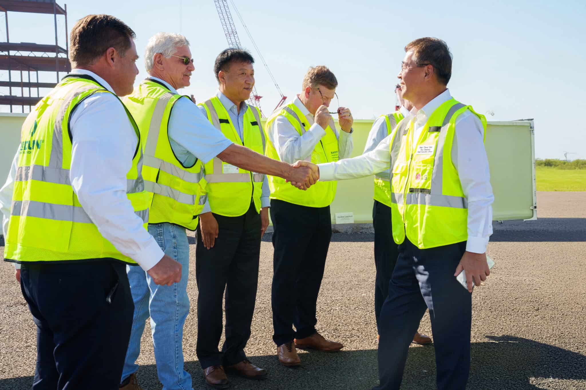 LG Chem Cathode Manufacturing Plant Phase 1 - JE Dunn Construction
