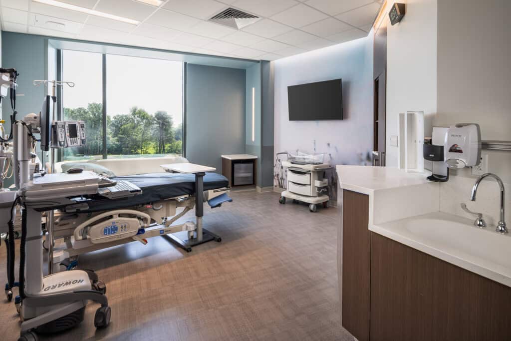 JE Dunn Completes Construction of Atrium Health Lake Norman Hospital ...